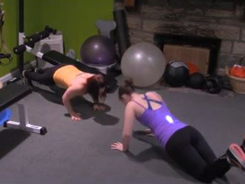 “High five” push-ups with a buddy | Health Maximizer